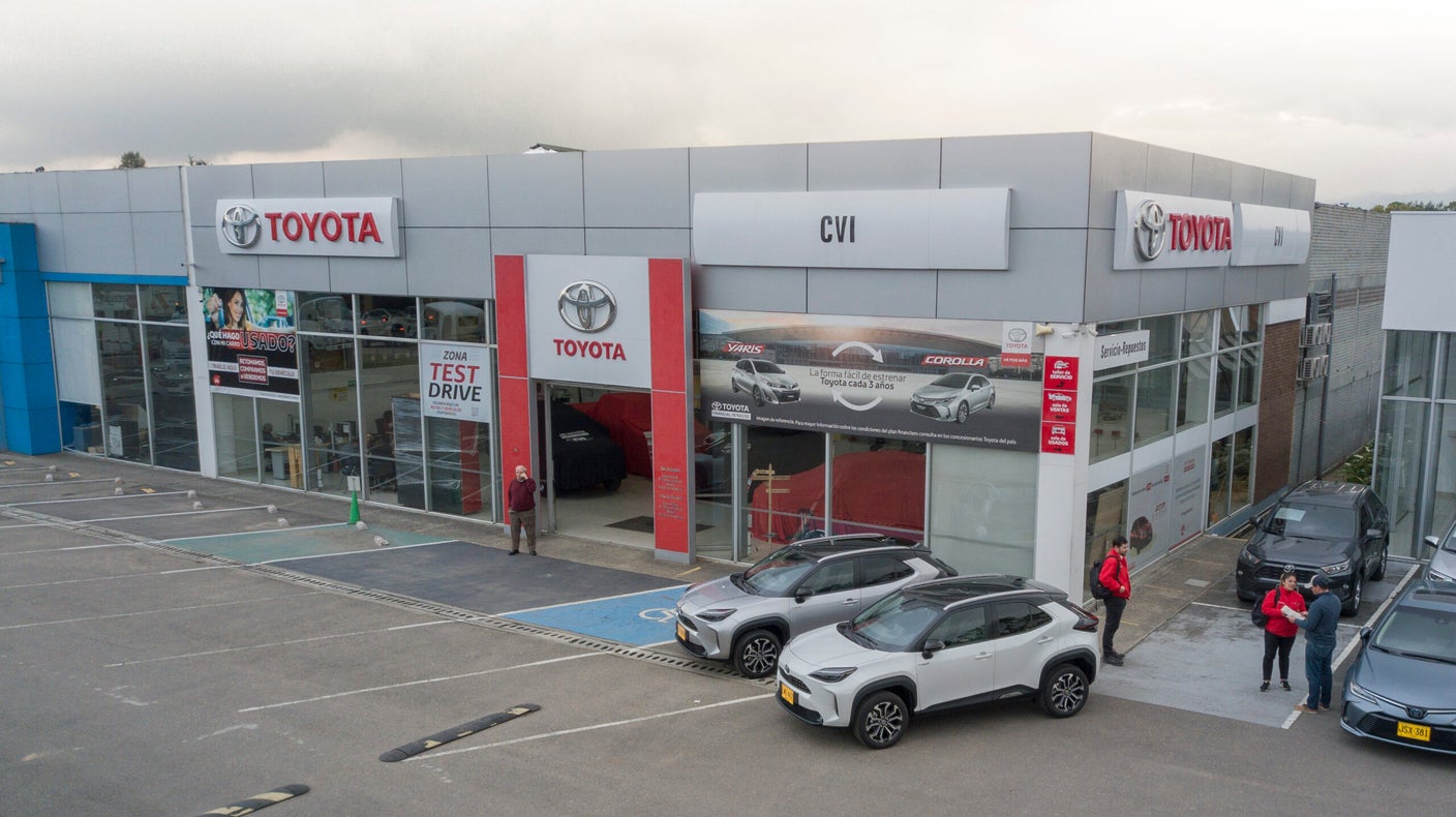 La compañía de autos creó un espacio que mezcla coworking, showroom, g