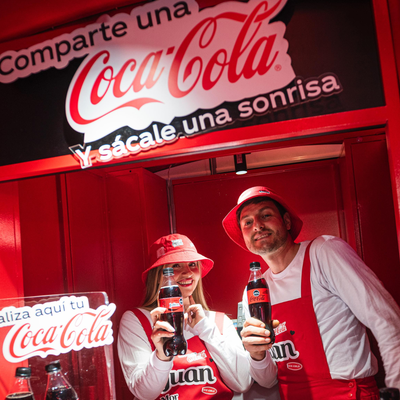 Después de 10 años Coca-Cola relanza su campaña “Comparte una Coca-Cola ...