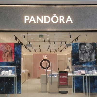 Pandora redefine la experiencia de compra en Colombia con su concepto ...