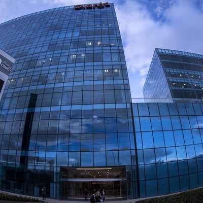 Plaza Claro abre sus puertas en Bogotá - Comunicación | Revista P&M